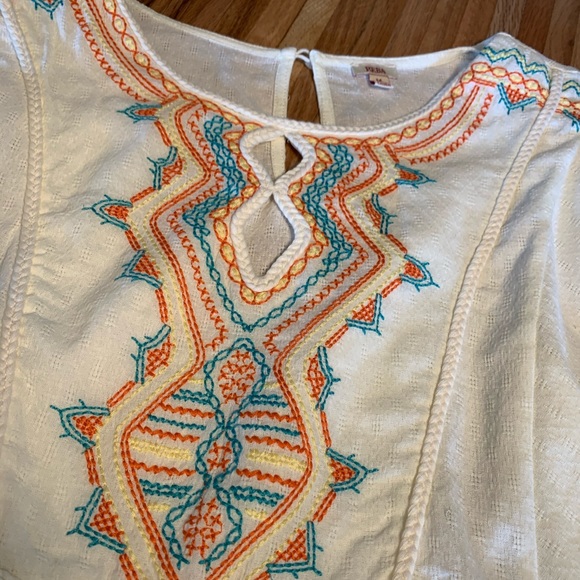 Reba | Tops | Adorable Reba Southwestern Stitched Flowy Top | Poshmark